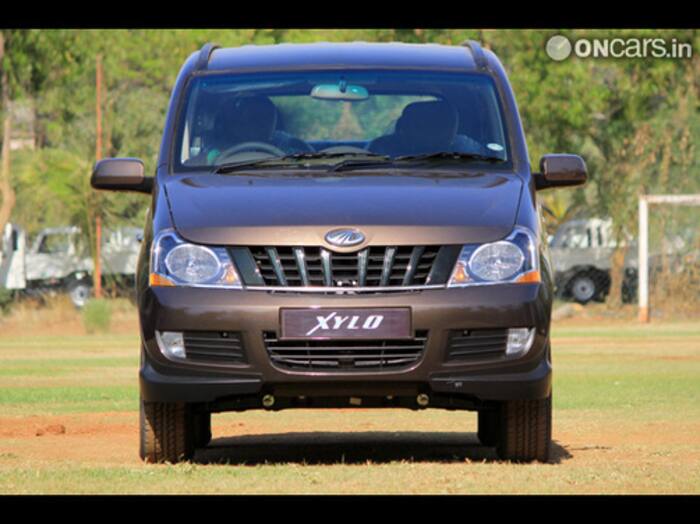 Mahindra Xylo E9 Exterior