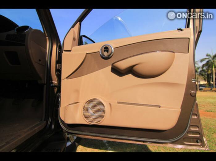 Mahindra Xylo E9 Interior