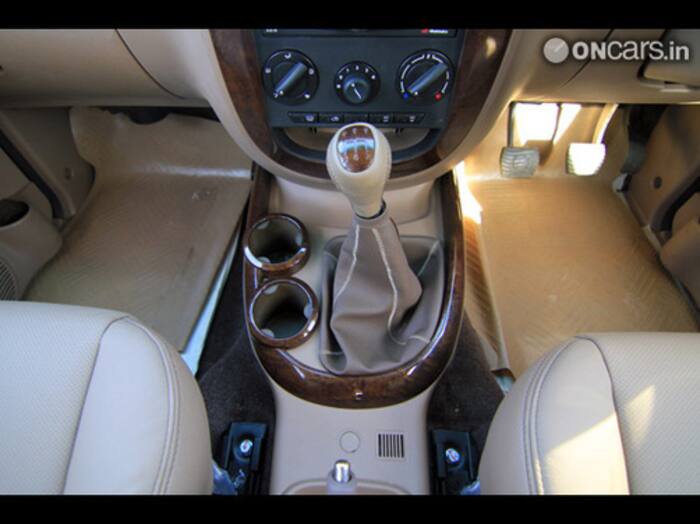 Mahindra Xylo E9 Interior