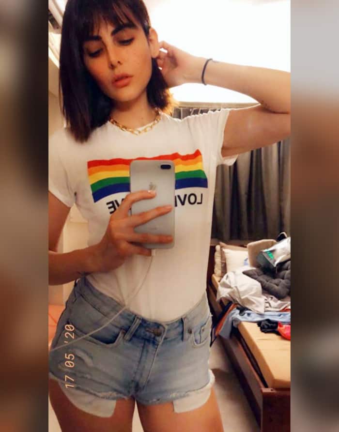 Mandana Karimi Went Bold on Instagram and The Pics Are Too Hot to Handle
