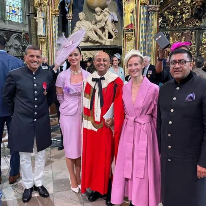 Meet person standing next to Sanju Samson, his net worth is astonishing ...