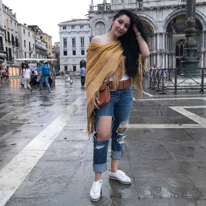 Manyata Dutt spills hotness during her summer vacation with family in ...