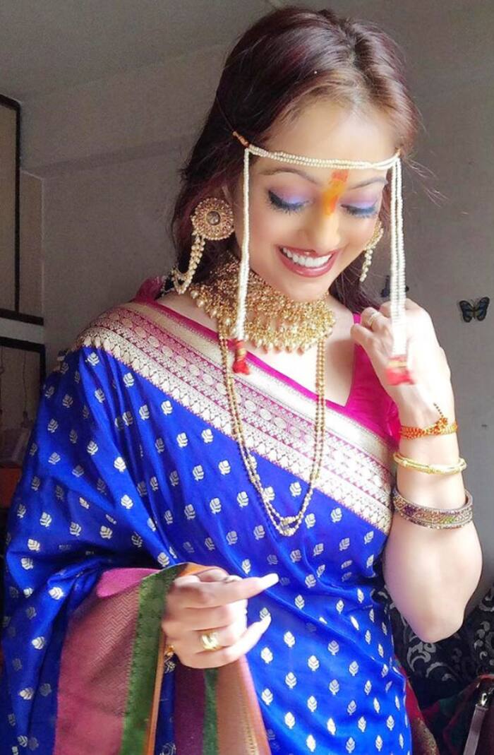 Manasi is all smiles in her wedding photos