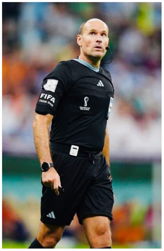 Moments In Pics That Sent Referee Mateu Lahoz Home From FIFA World Cup ...