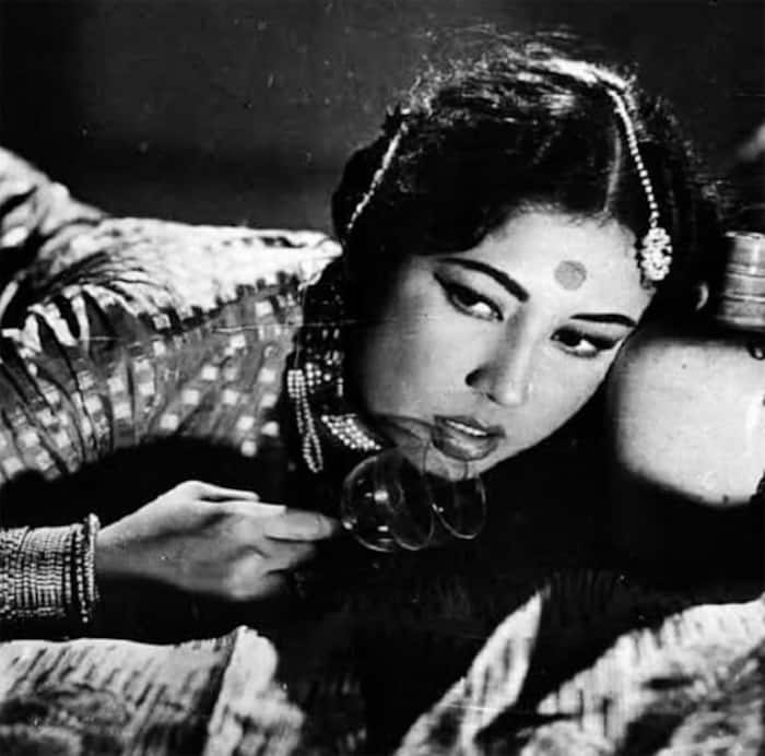 Meena Kumari Birth Anniversary Check Interesting Facts