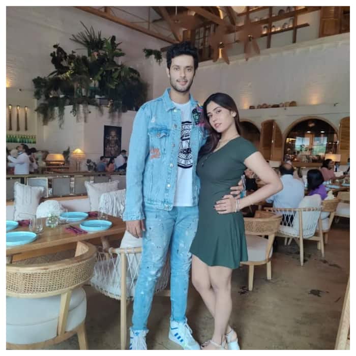 Meet Shivam Dube's gorgeous wife, she follows Islam, her name is ...