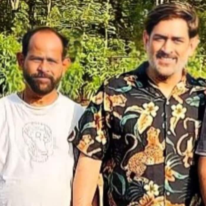 Meet MS Dhoni's elder brother Narendra Singh Dhoni, his net worth is Rs..., he works as...