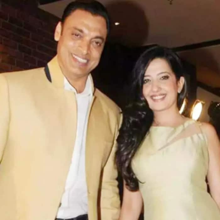 Meet Shoaib Akhtar's beautiful wife, 18 years younger than Pakistan star, her name is..., the ...