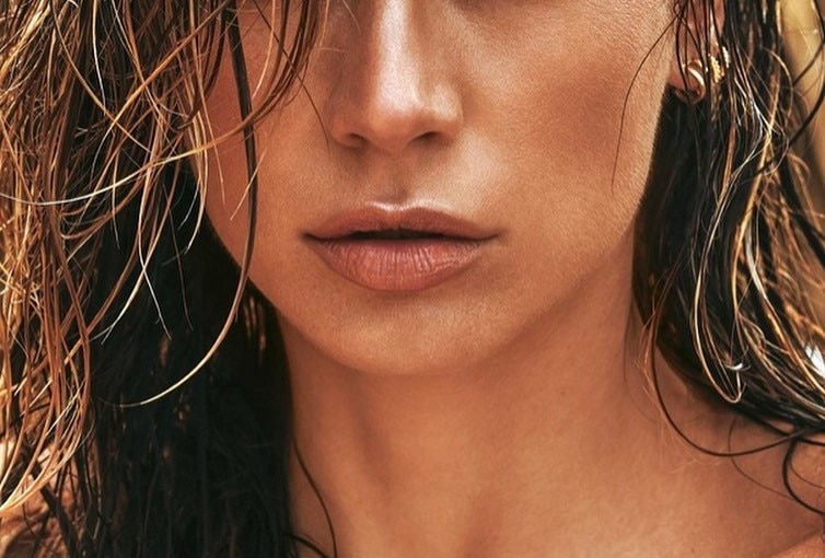 Melissa Satta Takes The Wild Route