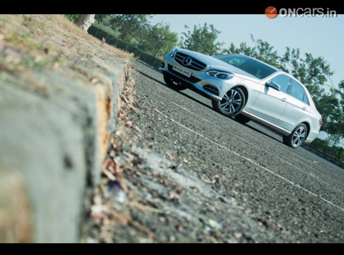 Mercedes Benz E Class 200 CGI Exterior