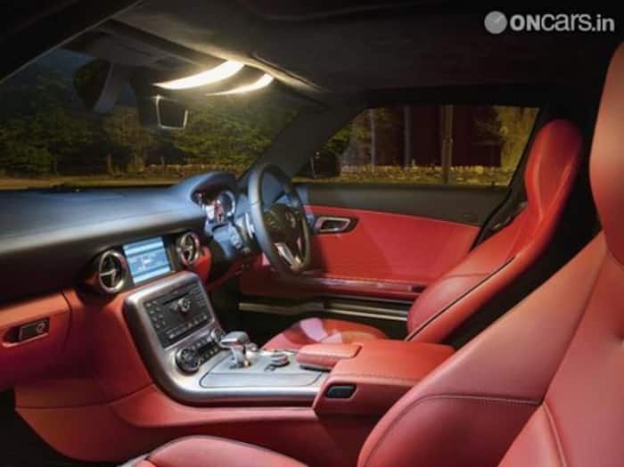Mercedes-Benz SLS AMG Interior