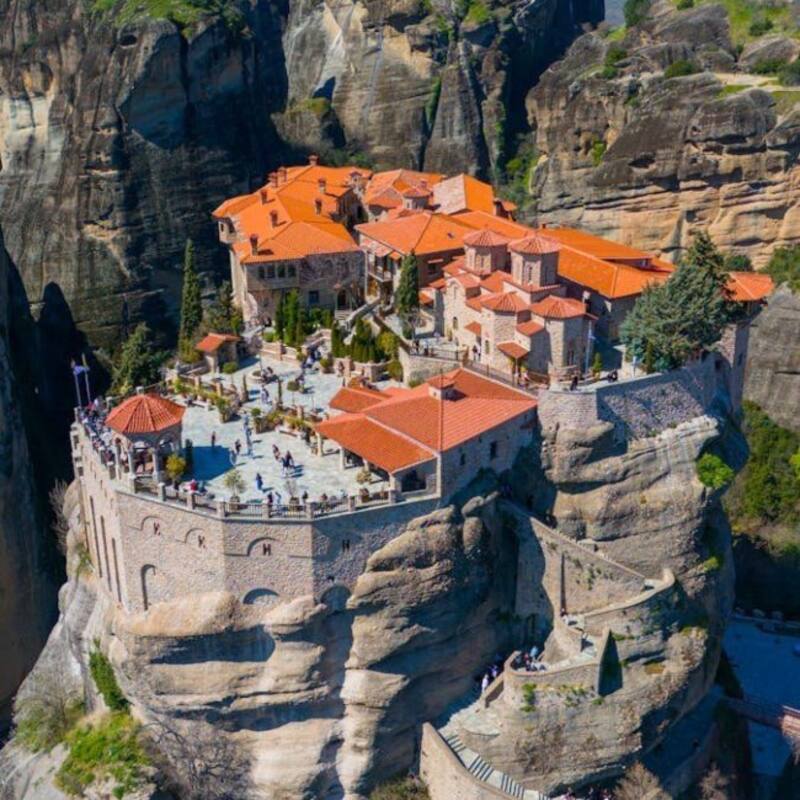 Discover The 8 Largest Monasteries Around The World