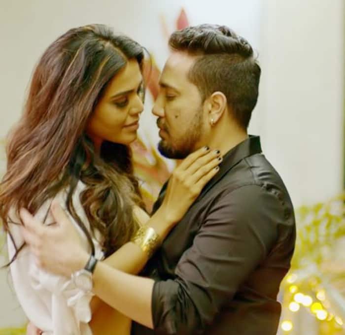 Mika Singh in Love?