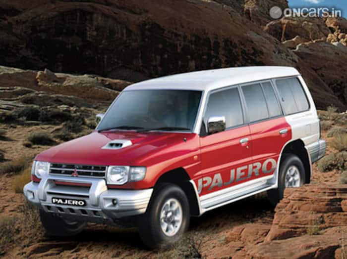 Mitsubishi Pajero Exterior