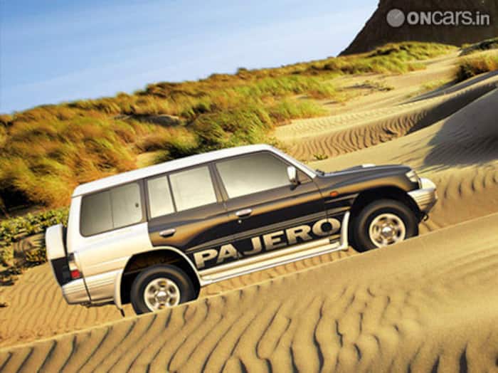 Mitsubishi Pajero Exterior