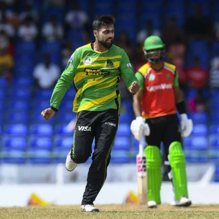 Shah Rukh Khan signs two star Pakistan cricketers for Knight Riders ...