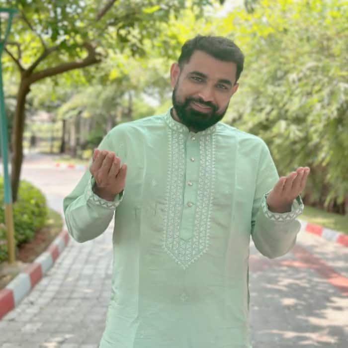 Mohammed Shami celebrates Eid with Hasin Jahan at farmhouse! Viral pic ...