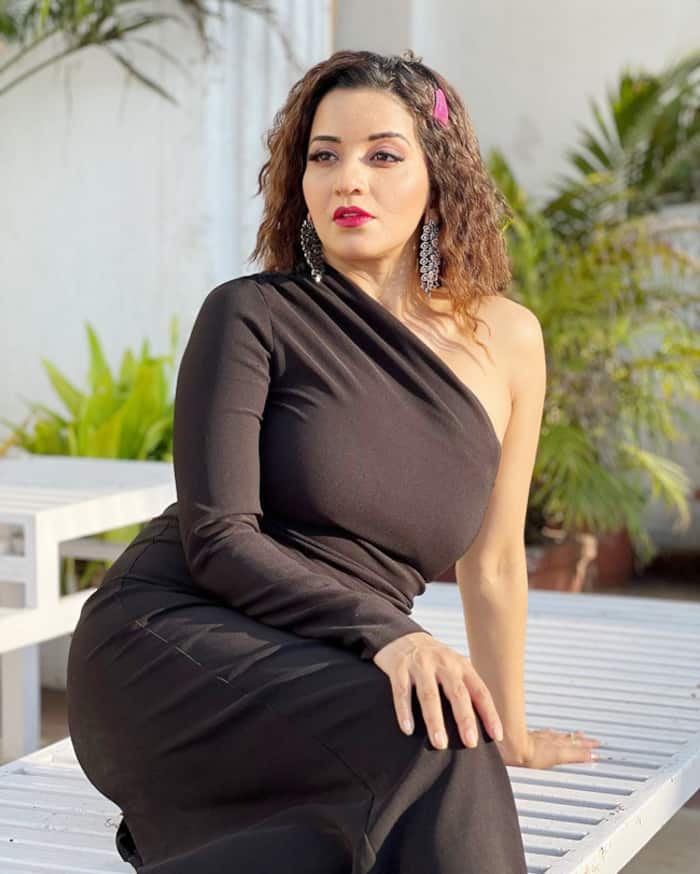 Monalisa Sizzling Photoshoot