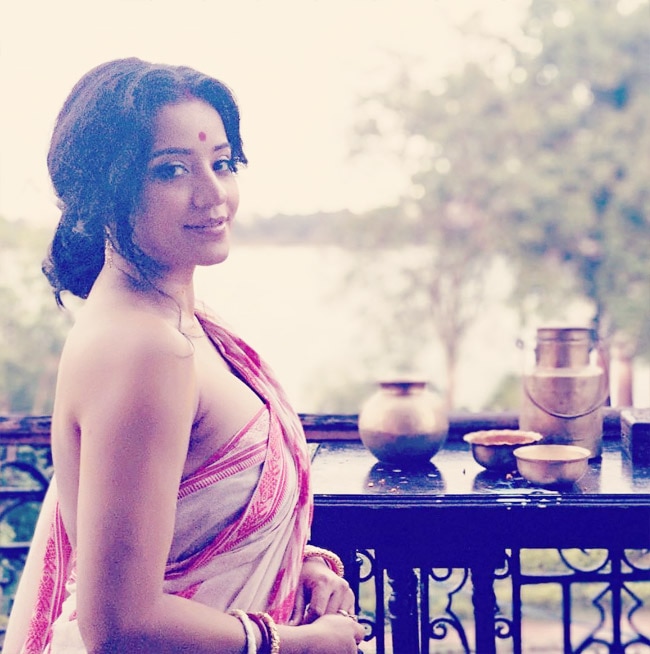 Monalisa Swags Up The Style Quotient