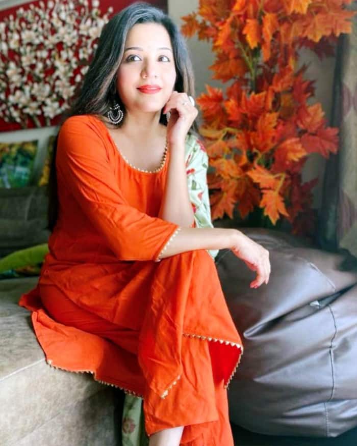 Monalisa looks pretty as she poses for the camera