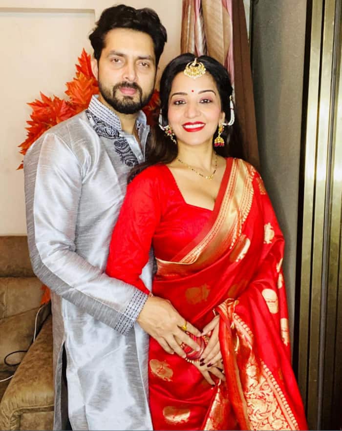 Bhojpuri Actor Monalisa and Husband Vikrant Singh Rajput Dress Up for ...