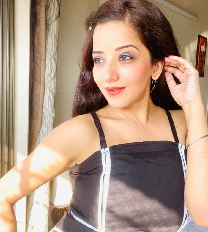 Monalisa bold photoshoot goes viral