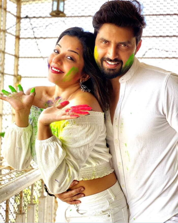 Bhojpuri Diva And Nazar Actor Monalisa’s Colourful Pictures on Holi is ...