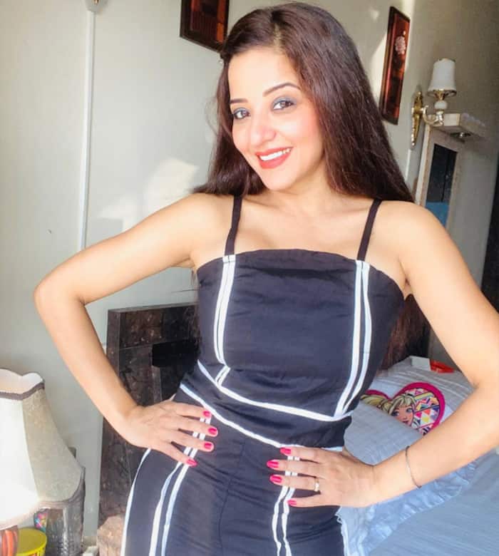Monalisa bold photoshoot goes viral