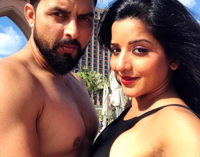 Monalisa Share Glimpses of Outings With Husband Vikrant Singh Rajpoot