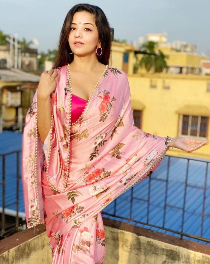 Monalisa's bold pose