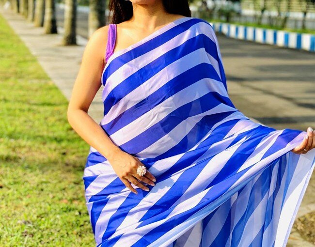 Monalisa’s saree game is on point