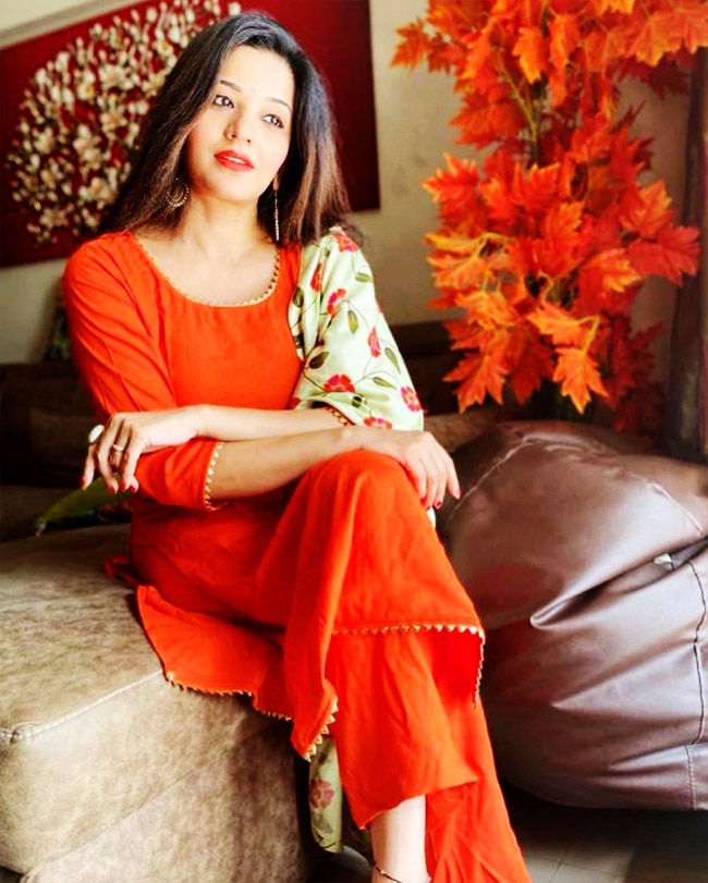 Monalisa amps up the look in orange suit with palazzo