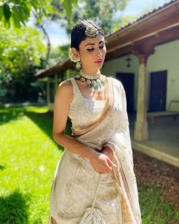Mouni Roy Looks Drop-Dead-Gorgeous In A Beautiful Ivory Lehenga, Poses ...