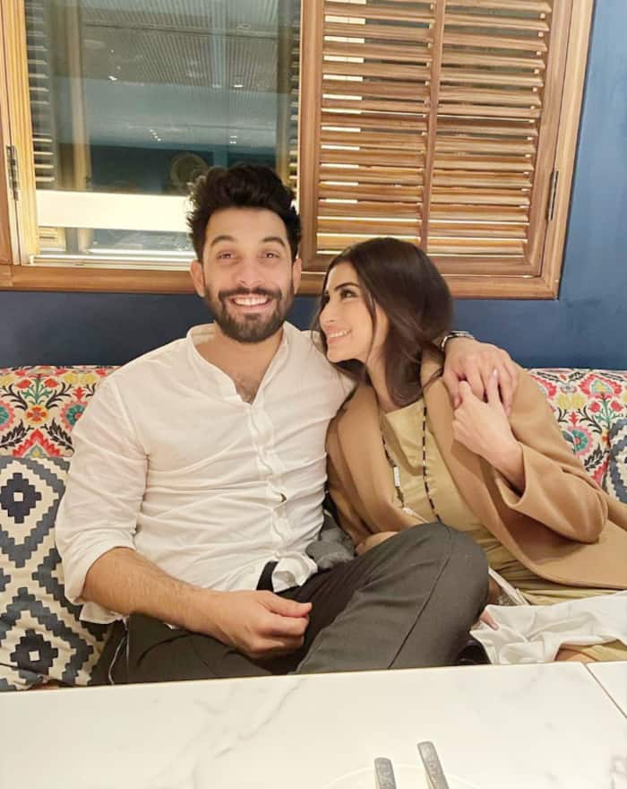 Mouni Roy Shares Unseen Photos With Hubby Suraj Nambiar on Valentine's Day, Says 'Everyday is ...