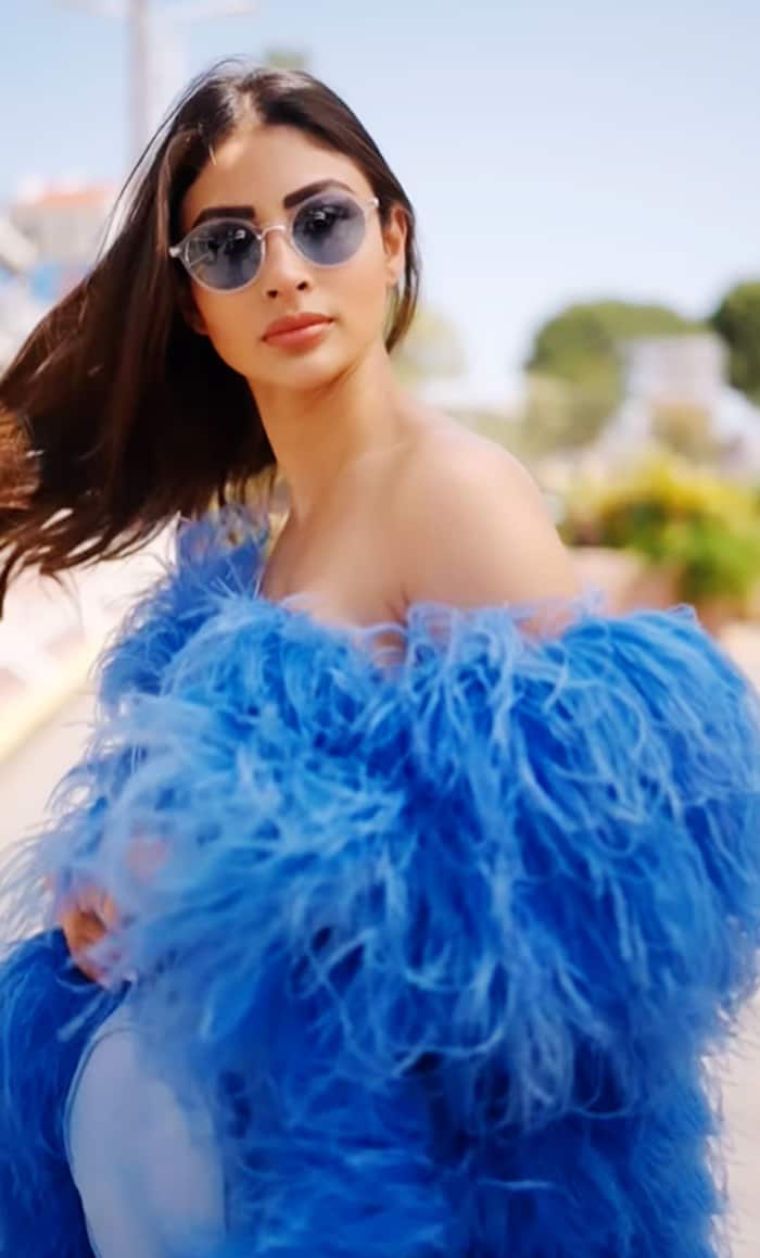 Mouni Roy Stuns in Her Hot Blue Feather Mini Dress - See Viral Photos