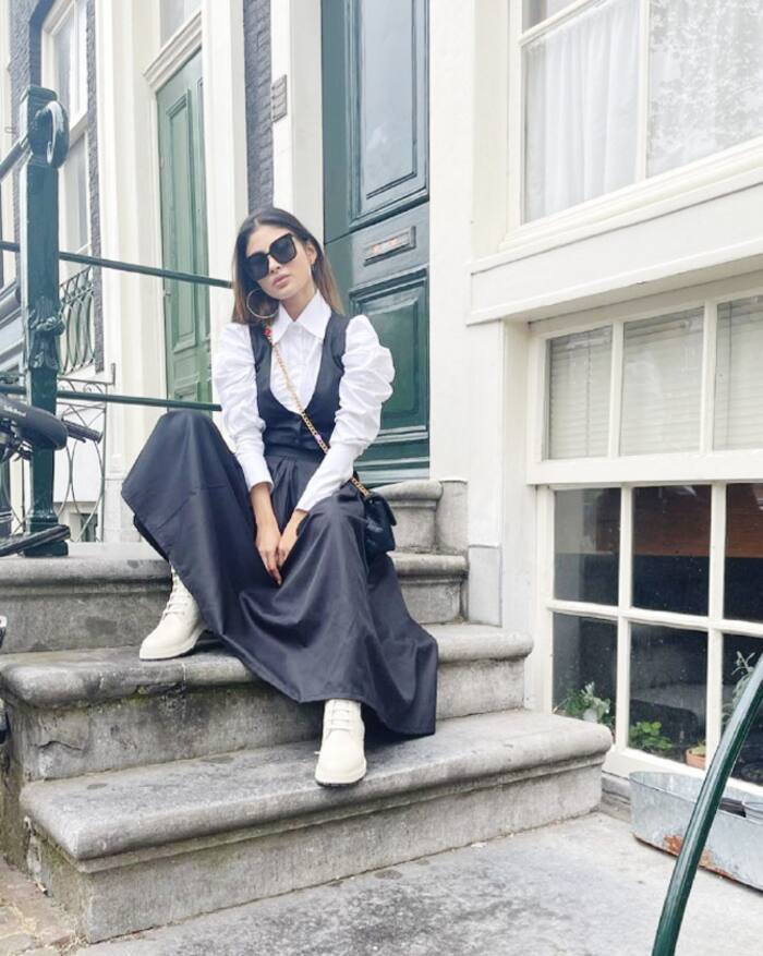 Mouni Roy Looks Her Glamorous Best In Latest Pictures