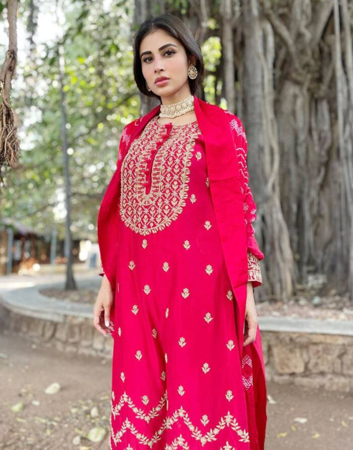 Mouni Roy’s Red Traditional Suit Worth Rs 33,600 is Perfect For The ...