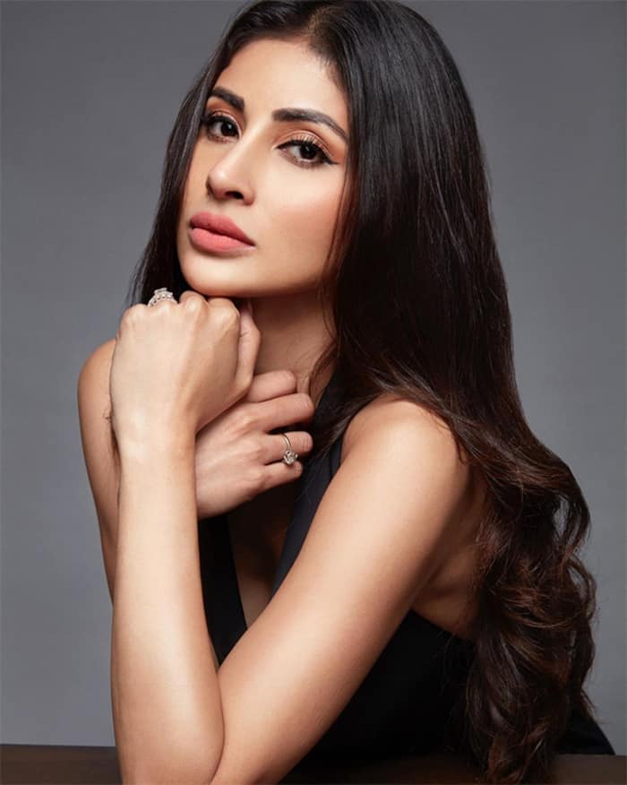 Mouni Roy Makes Heads Turn in Sexy Halter Neck Top And Trousers | PHOTOS