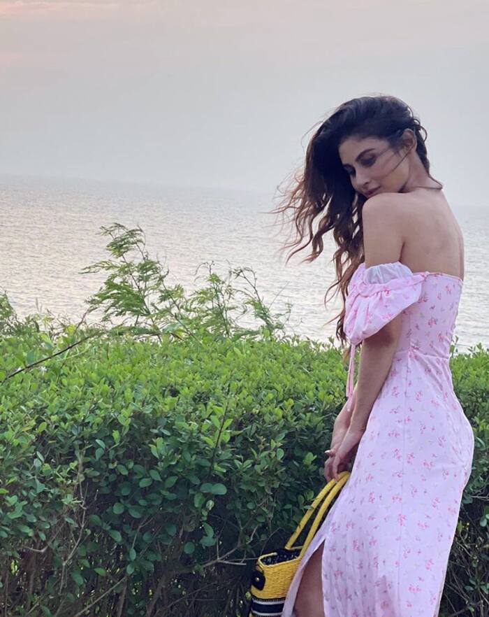 Mouni Roy's Scorching Hot Throwback Pics Are All About Self-Love l PHOTOS