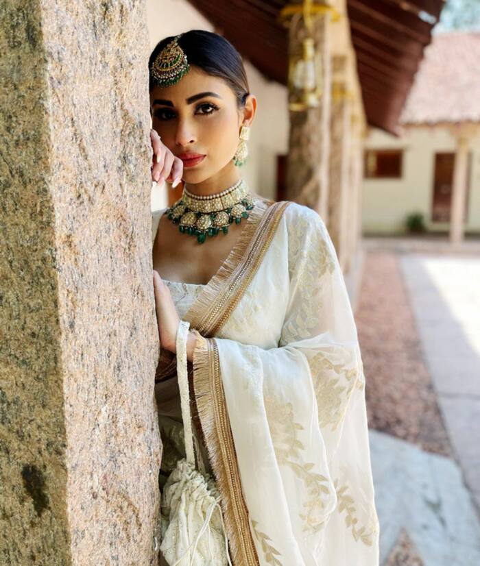 Mouni Roy Looks Drop-Dead-Gorgeous In A Beautiful Ivory Lehenga, Poses ...