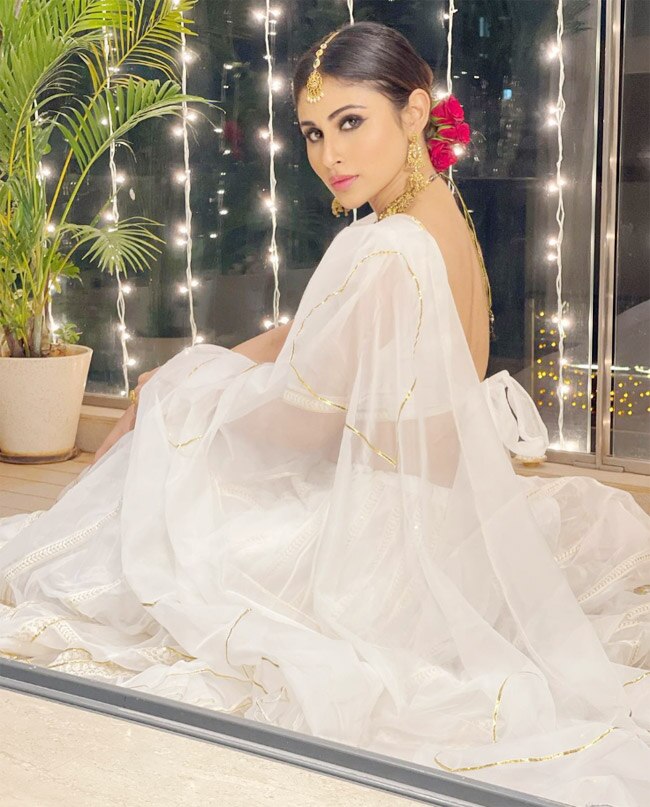 Mouni Roy Looks Absolutely Gorgeous In White Lehenga