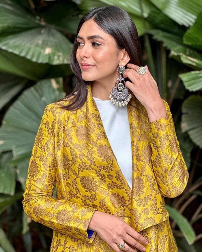 Mrunal Thakur Made Several Heads Turn as She Dazzles in Black Printed Midi Dress- See HOT PICS
