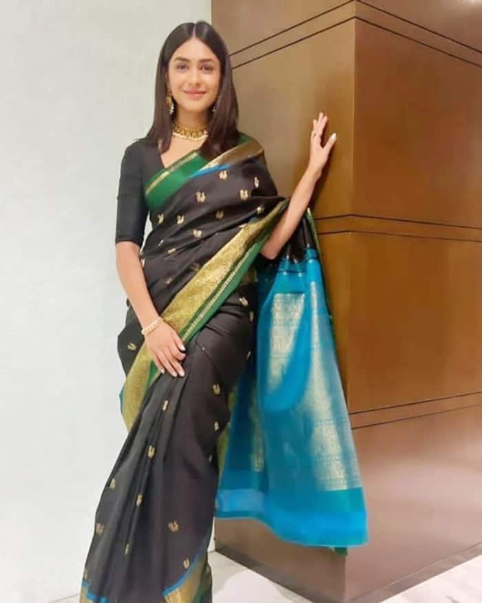 Mrunal Thakur Oozes Elegance in Latest Look in Black Saree