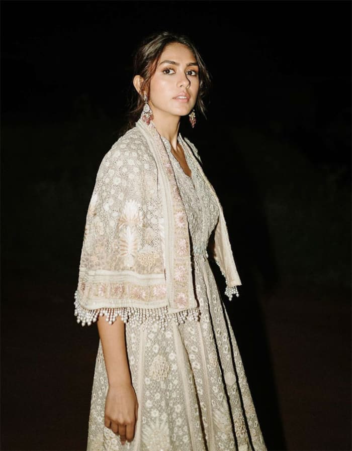 Mrunal Thakur Looks Resplendent In Designer Silver-Grey Outfit- See Pics