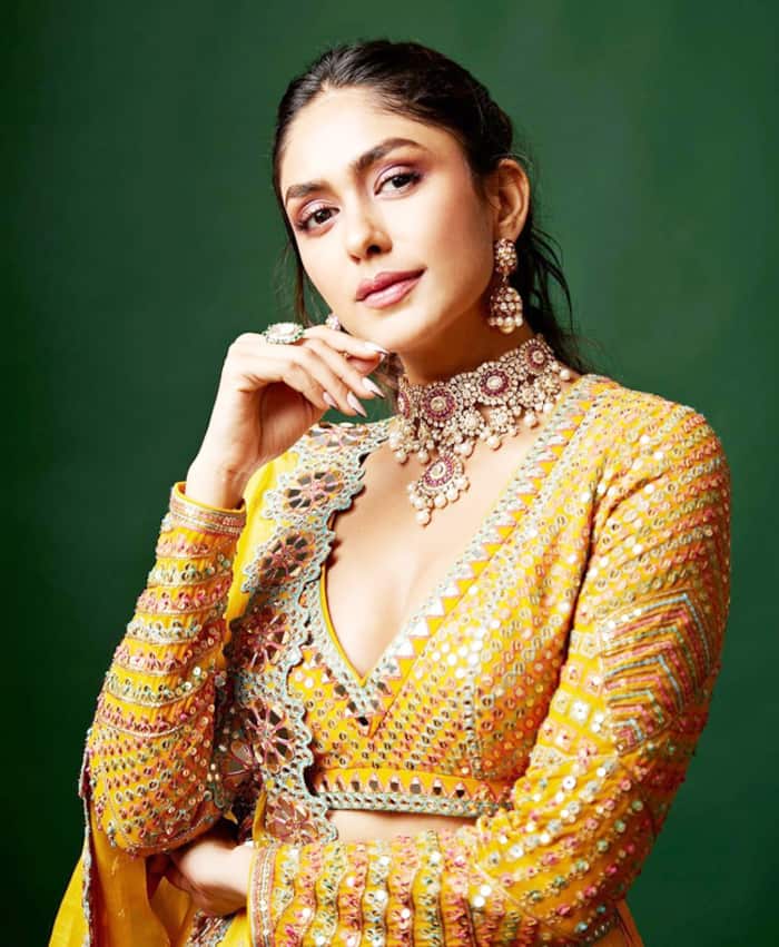 Mrunal Thakur Made Several Heads Turn as She Dazzles in Black Printed Midi Dress- See HOT PICS