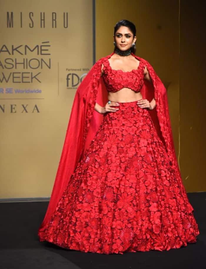 Mrunal Thakur Paints The Town Red in Sexy 3D Floral Lehenga at Lakme Fashion Week X FDCI - PICS