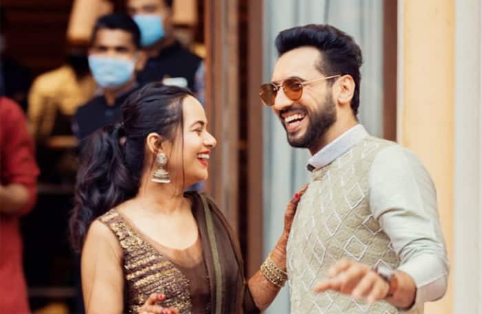 Ms and Mrs Pathak look radiant in these lovely pre wedding photoshoot