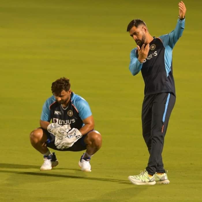 MS Dhoni to become Team India head coach, Gautam Gambhir position in ...