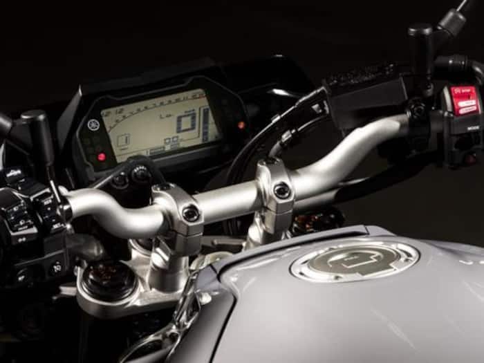 Yamaha MT-10 Photo Gallery