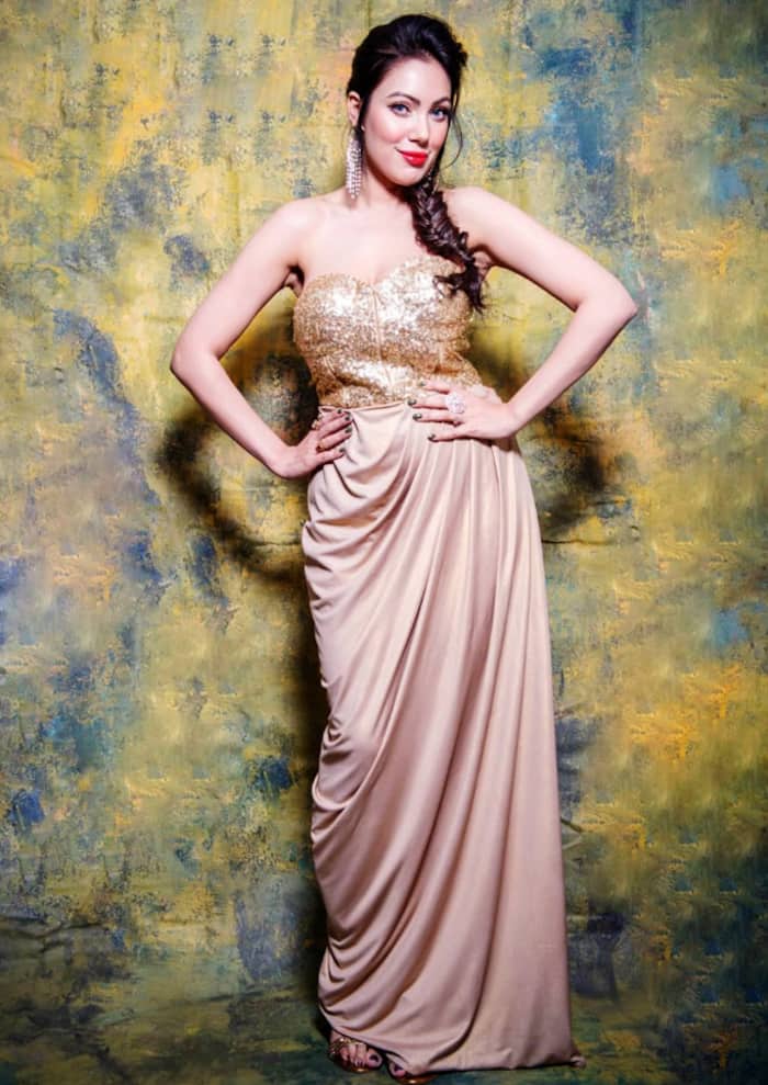 Babita ji of Taarak Mehta Ka Ooltah Chashmah aka Munmum Dutta Stuns in ...